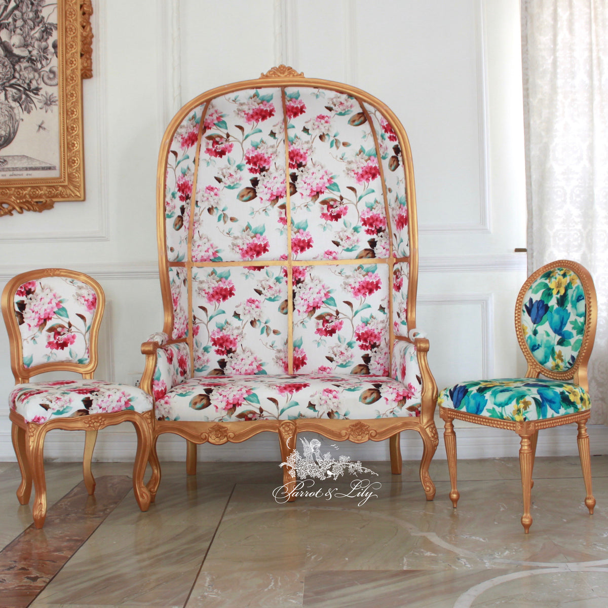 Balloon chair sofa inspired by Louis XV – Parrot & Lily